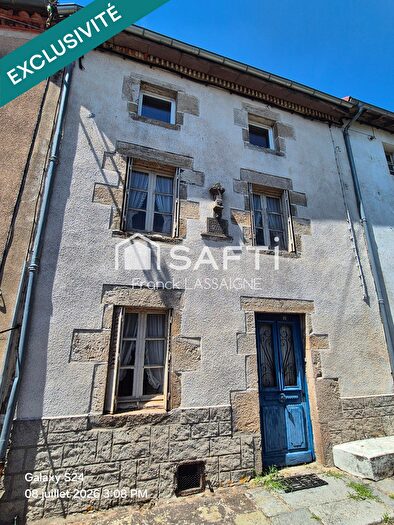 Maison 5 pièces à Bertignat, à vendre