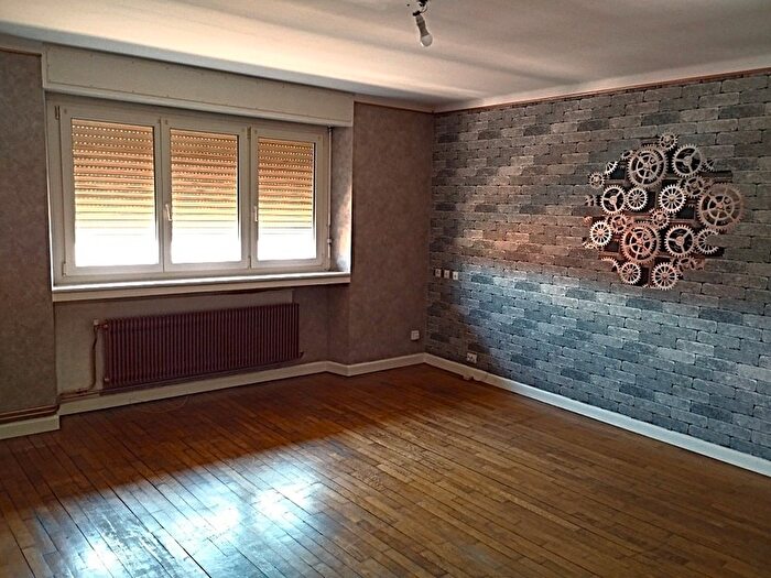 Appartement à vendre - Dombasle-sur-Meurthe - 4 pièces - 2 chambres