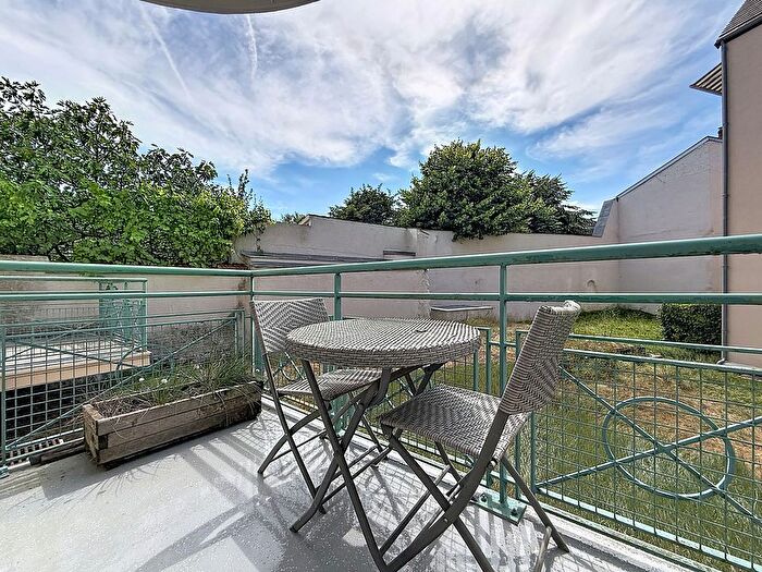 Sucy-en-Brie, Centre-ville - Appartement 2 pièces à vendre