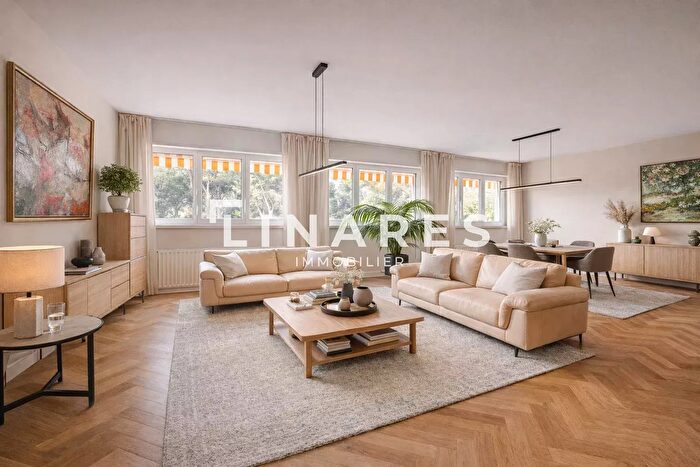 Appartement à vendre - Marseille e , Perier - 5 pièces - 4 chambres