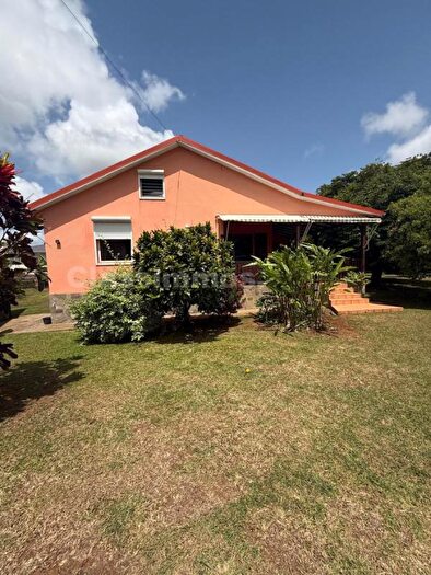 Maison 4 pièces à vendre à Le Lamentin