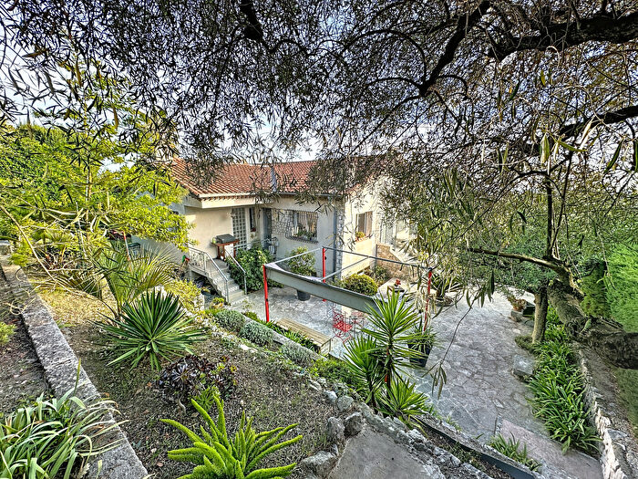 Maison à vendre - Vence, Vosgelade, Sainte-Anne - 7 pièces - 4 chambres