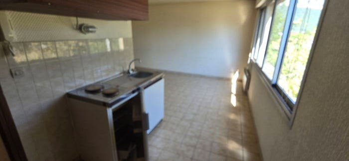 Appartement 1 pièce à Peripherie, Vif, à louer