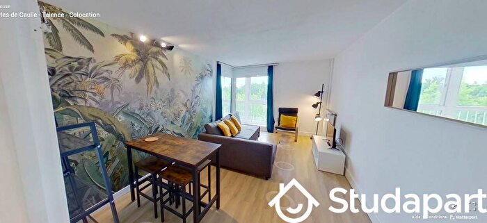 Appartement à louer - Château de Thouars, Talence - 1 pièce - 3 chambres