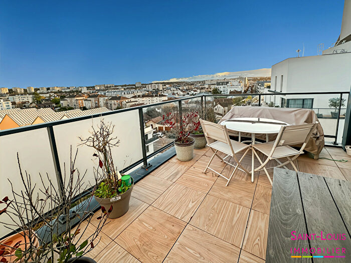 Appartement à vendre - Poissy, Saint-Exupéry - 5 pièces - 4 chambres