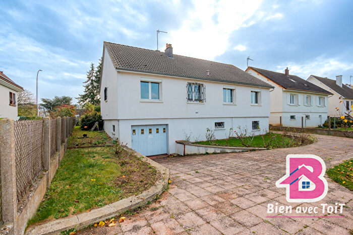 Maison à vendre - Lucé, Petit Lucé, Poiffonds - 6 pièces - 5 chambres