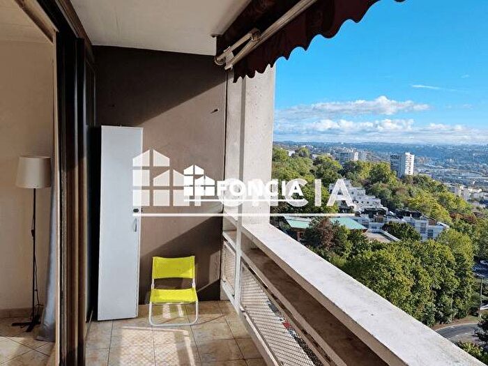 Appartement à louer - La Duchère, Lyon ème arrondissement - 4 pièces - 3 chambres