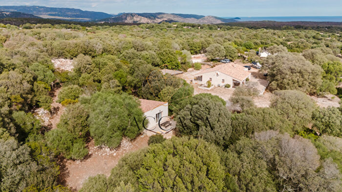 Maison à vendre - Bonifacio - 5 pièces - 3 chambres