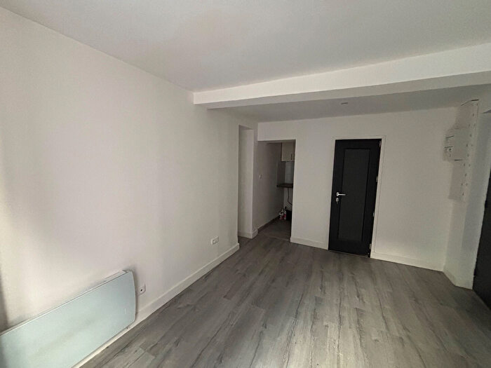 Appartement 1 pièce à vendre - Brignoles, Centre-ville, Vieille ville
