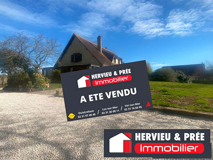 Maison à vendre - Ver-sur-Mer - 9 pièces - 6 chambres