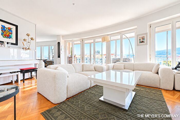 Appartement 5 pièces à Marseille 8ème, Saint-Giniez, à vendre