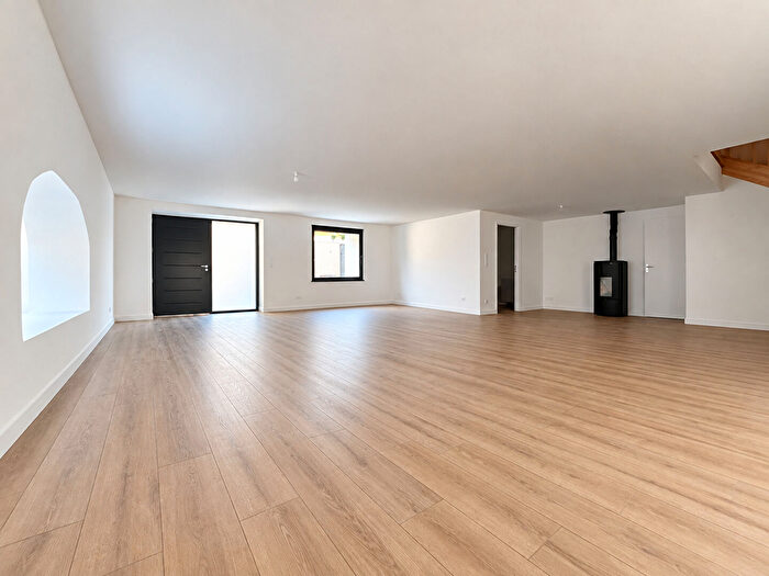 Appartement 4 pièces à Arpajon-sur-Cère, à vendre