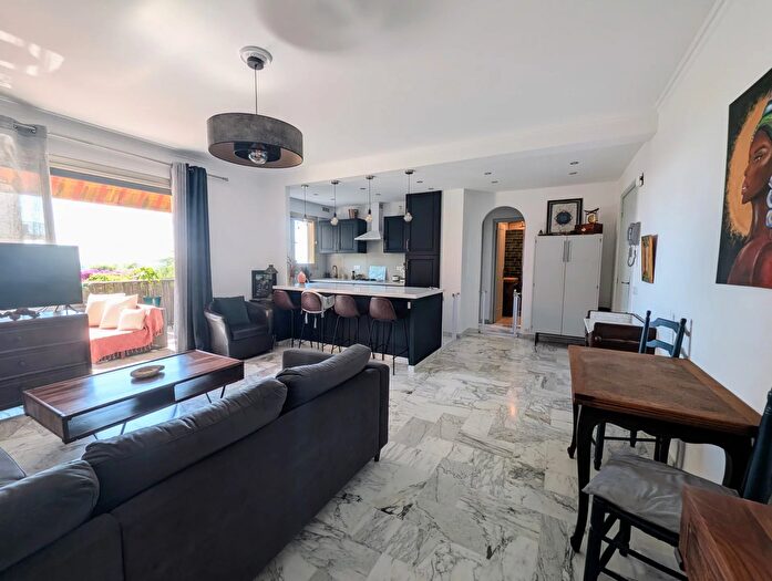 Mandelieu-la-Napoule, Les Termes : Appartement 2 pièces à vendre