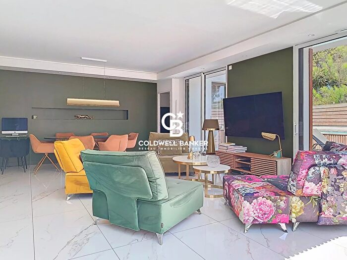 Maison à vendre - Les Sables-dOlonne - 6 pièces - 4 chambres