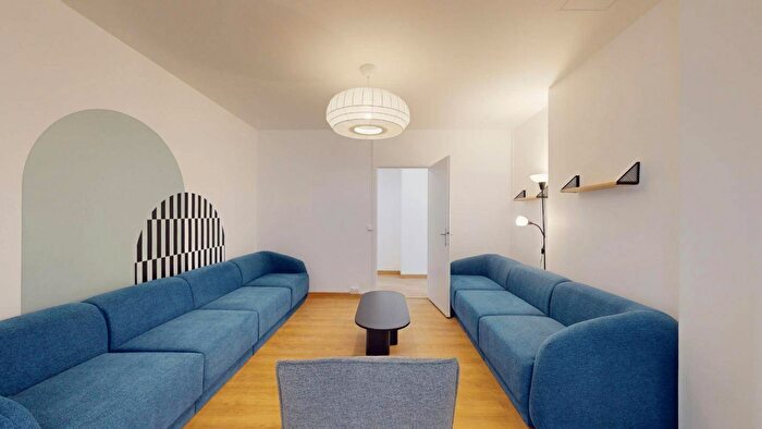 Appartement à louer - Prefecture, Cergy - 1 pièce - 14 chambres