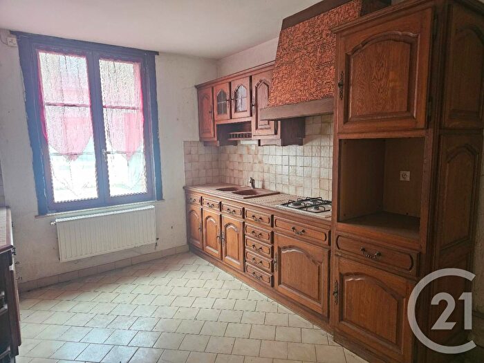 Maison à vendre - Scorbé-Clairvaux - 7 pièces - 5 chambres