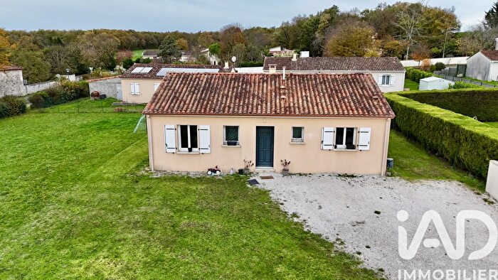 Maison à vendre - Fontenille - 4 pièces - 3 chambres