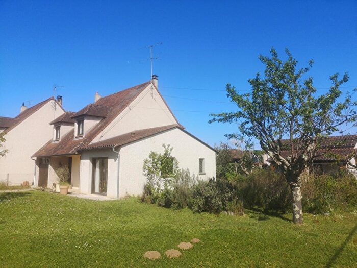 Maison à vendre - Boulazac - 6 pièces - 4 chambres