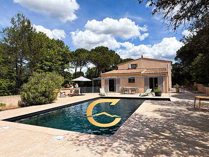Maison 6 pièces à Jouques, à vendre
