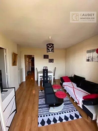 Appartement à louer - Tarbes, Centre-ville - 3 pièces - 2 chambres