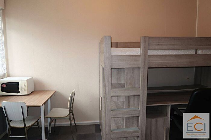 Appartement à louer - Vanteaux-Puy Las Rodas, Limoges - 1 pièce