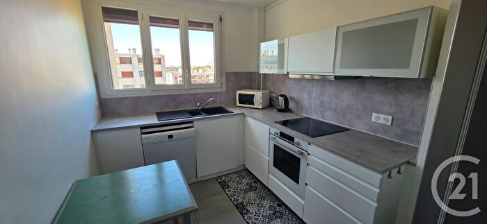 Saint-Maur-des-Fossés, Adamville : Appartement 3 pièces à louer