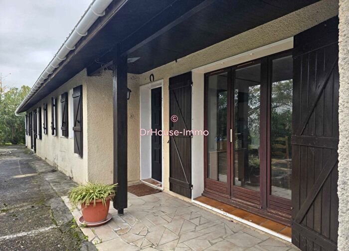 Maison à vendre - Parempuyre - 9 pièces - 8 chambres