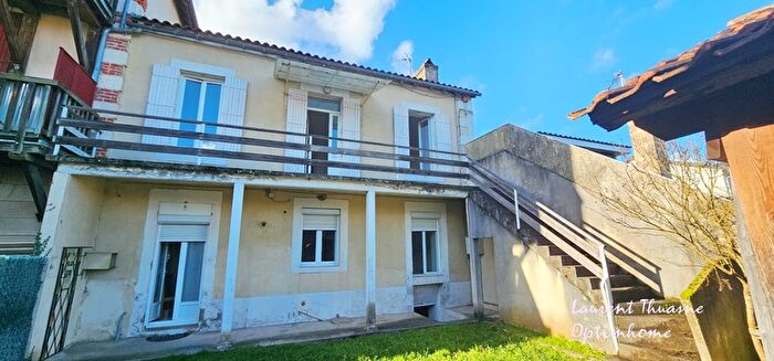 Maison à vendre - Périgueux, Saint-Georges - 6 pièces - 4 chambres