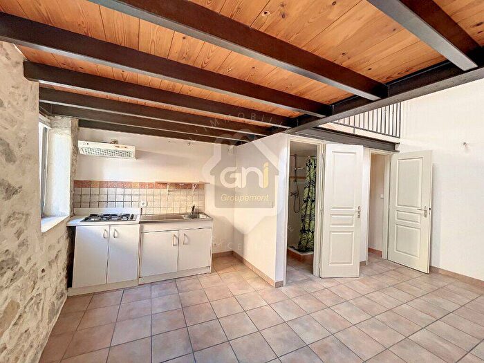 Aramon - Appartement 1 pièce à louer
