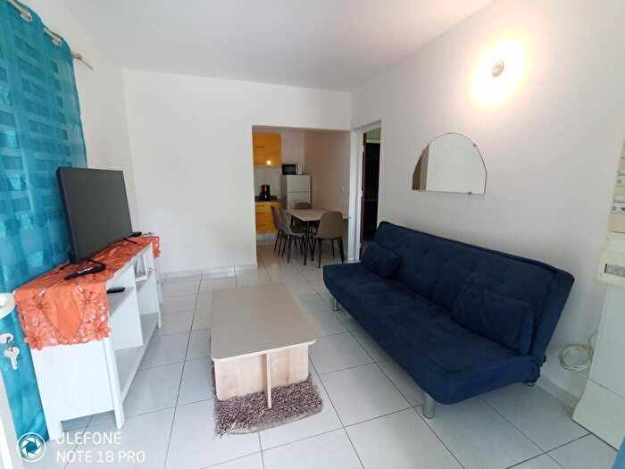 Appartement à louer - Sainte-Anne - 2 pièces - 1 chambre