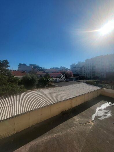 Appartement à vendre - Asnières-sur-Seine, Centre-ville - 3 pièces - 2 chambres