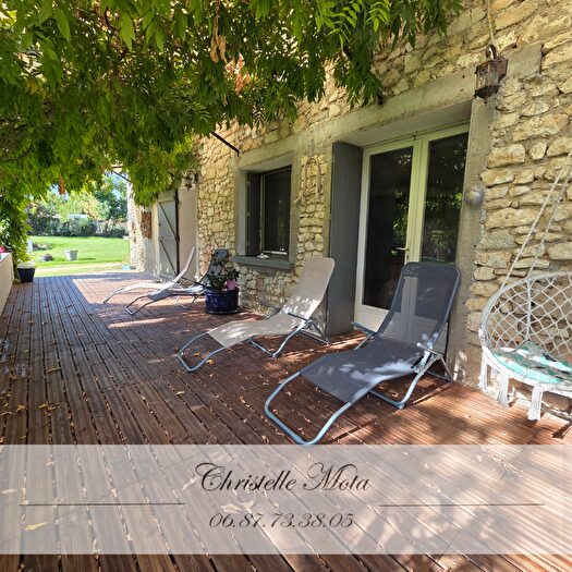 Maison à vendre - Castillonnès - 5 pièces - 3 chambres