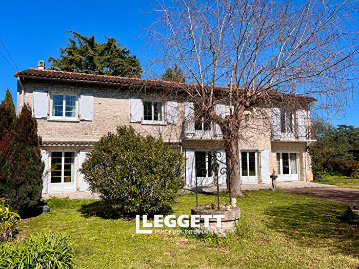 Maison à vendre - Jarnac - 6 pièces - 4 chambres