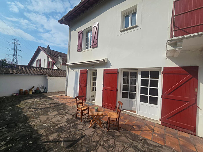 Appartement à vendre - Mouguerre - 5 pièces - 4 chambres