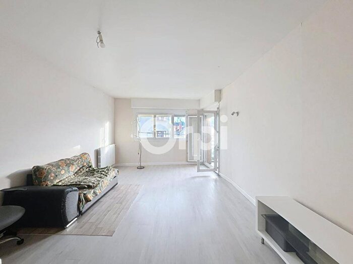 Appartement à louer - Arsonval, Brive-la-Gaillarde - 3 pièces - 2 chambres