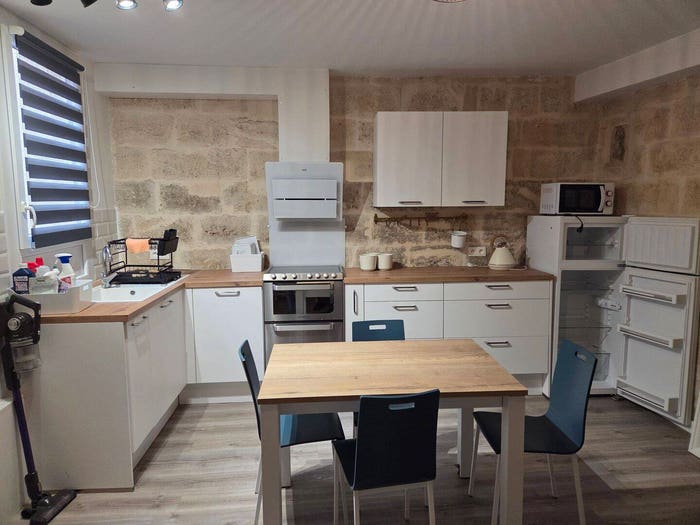 Centre Historique, Montpellier : Appartement 1 pièce à louer