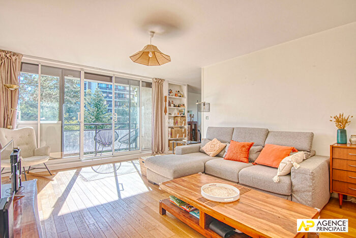 Versailles, Montreuil : Appartement 4 pièces à vendre