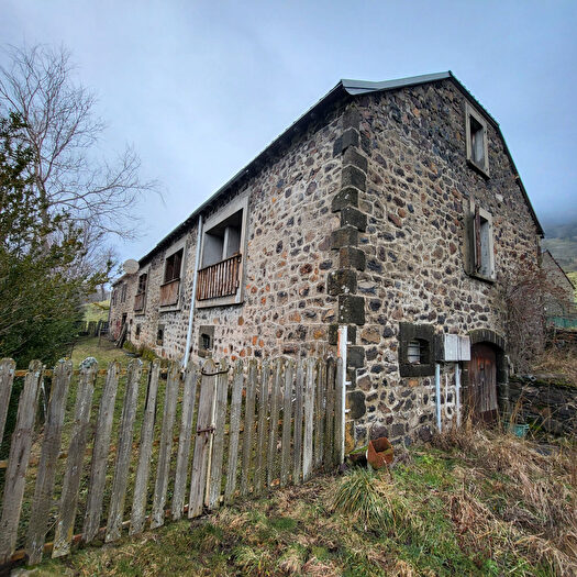 Maison à vendre - Cheylade - 16 pièces - 10 chambres