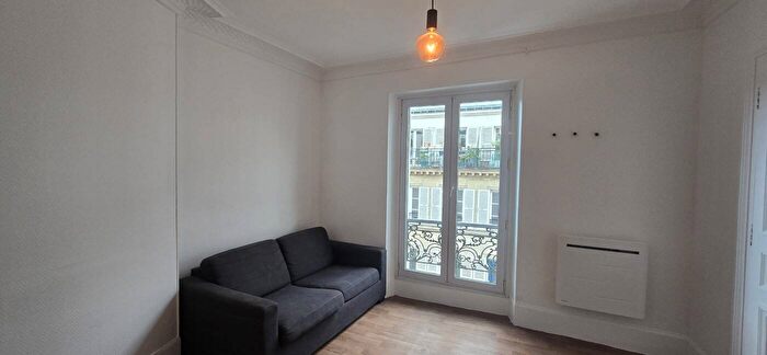 Clichy-Trinité, Paris 9ème arrondissement - Appartement 2 pièces à louer