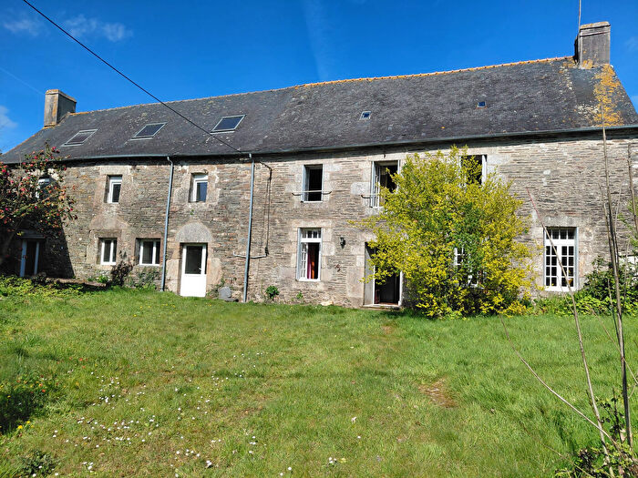 Maison 5 pièces à vendre à Uzel