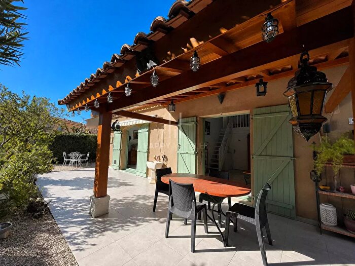 Maison 4 pièces à vendre à Mouriès
