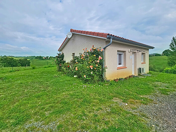 Maison à louer - Aurignac - 3 pièces - 2 chambres
