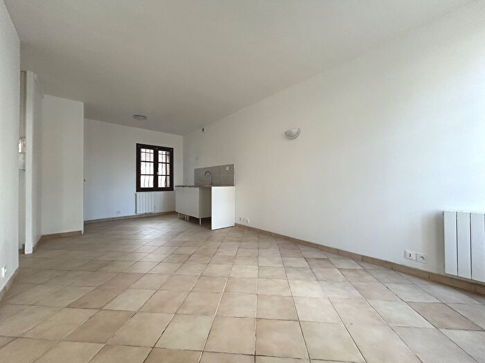 Appartement à louer - Montlhéry - 2 pièces - 1 chambre