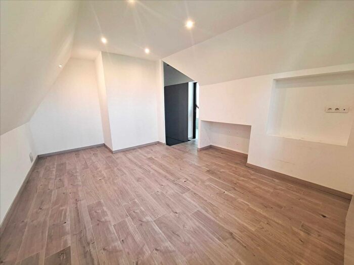 Maison 6 pièces à Saint-Jean-lès-Longuyon, à vendre