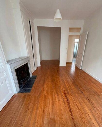 Appartement à louer - La Villette, Lyon ème arrondissement - 1 pièce