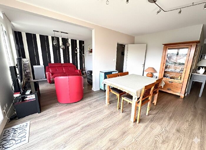 Appartement à vendre - Tourlaville - 3 pièces - 2 chambres