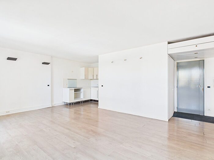 Appartement à vendre - Avignon, Saint-Ruf - 3 pièces - 2 chambres