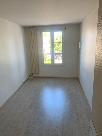 Appartement 2 pièces à Quincy-Voisins, à louer