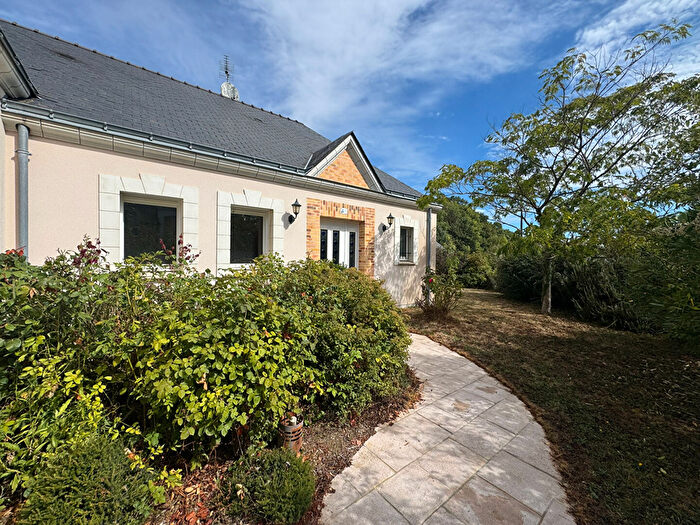 Saint-Jean-de-Linières - Maison 5 pièces à vendre