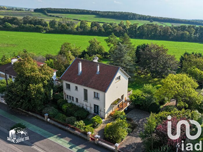 Maison à vendre - Jarny - 8 pièces - 6 chambres